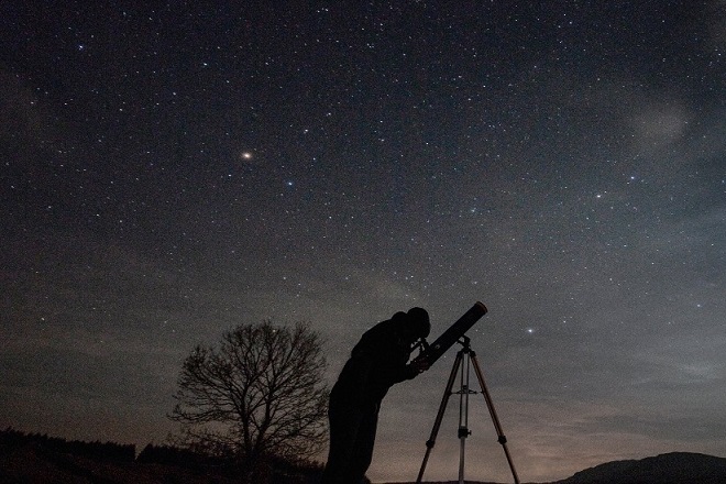 Σας αρέσουν τα αστέρια; Αυτά είναι τα μέρη με τον καθαρότερο νυχτερινό ...