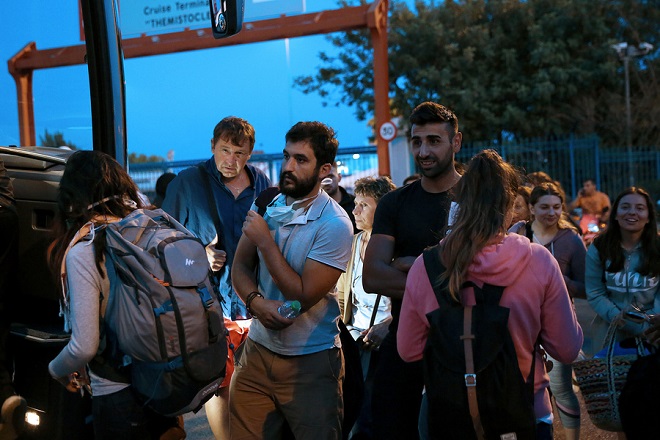 Ολονύχτιο θρίλερ για τους επιβαίνοντες του πλοίου «Ελ. Βενιζέλος ...