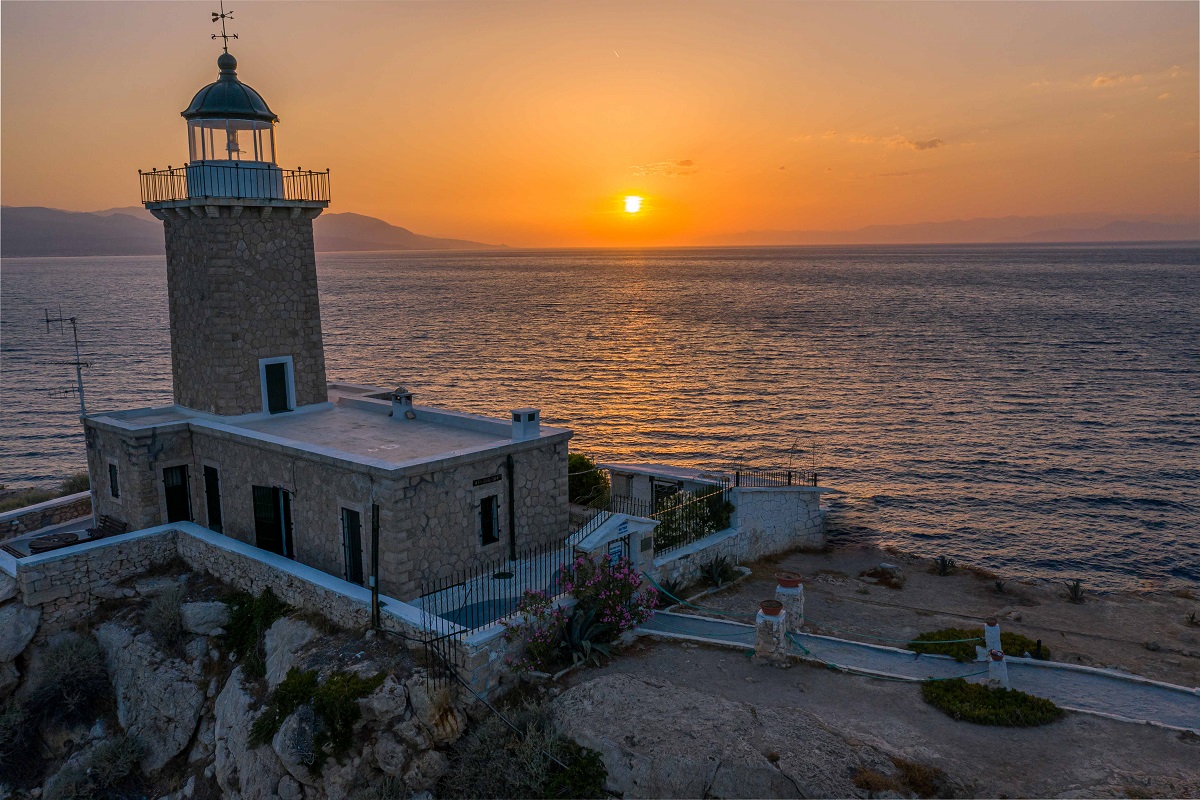 Το καλοκαίρι έχει γεύση από… Λουτράκι | Fortunegreece.com