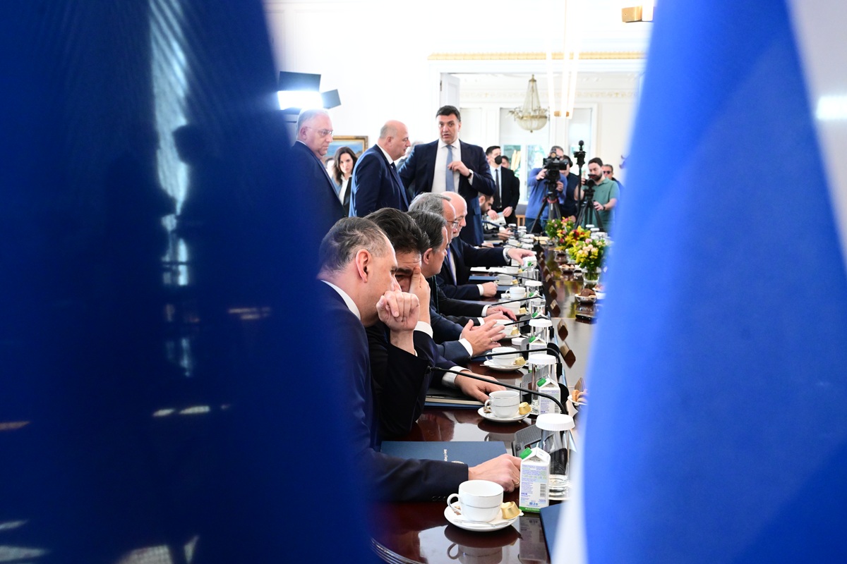 Ανασχηματισμός: Ποιοι έφυγαν και ποιοι μπήκαν στην κυβέρνηση ...