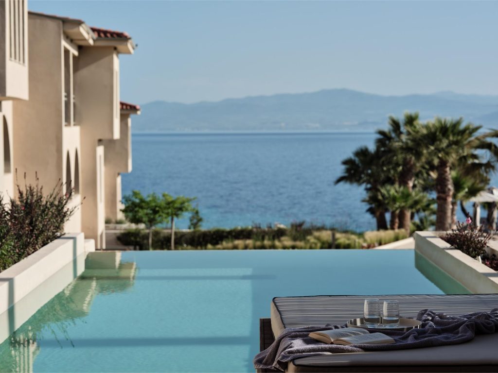 Cora Hotel & Spa: Το καλοκαίρι του 2025 απογειώνεται στην καρδιά της ...